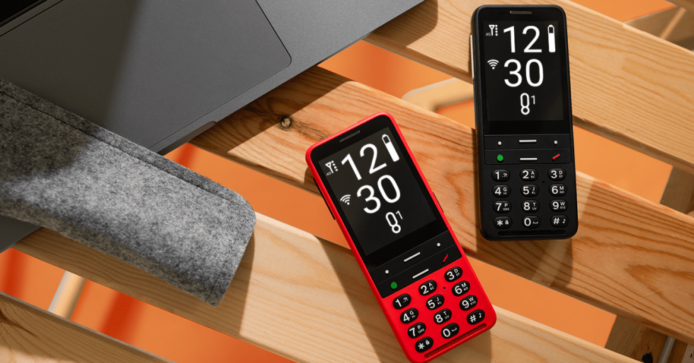 BlindShell Classic 2 Talking Mobile Phone - Taira Technology